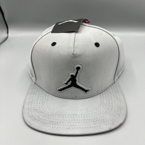Jordan | Accessories | Air Jordan Hat Men Gray Black Reflective Jumpman ...